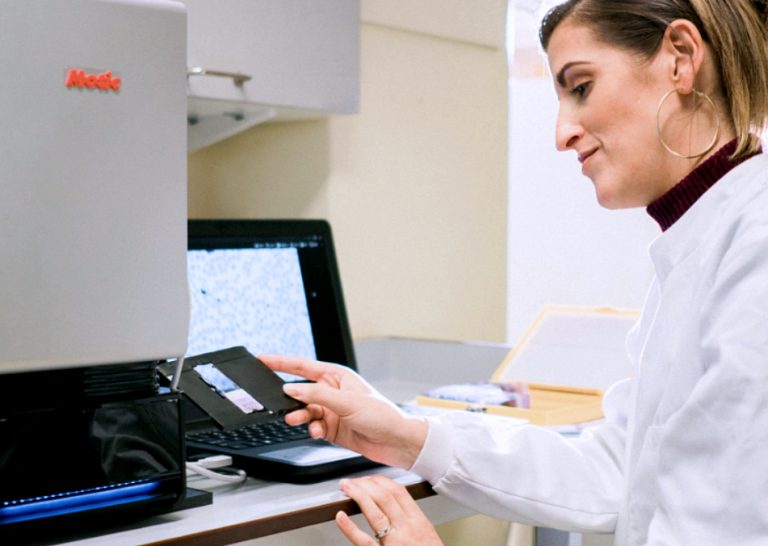 MoticEasyScan One - Motic Digital Pathology